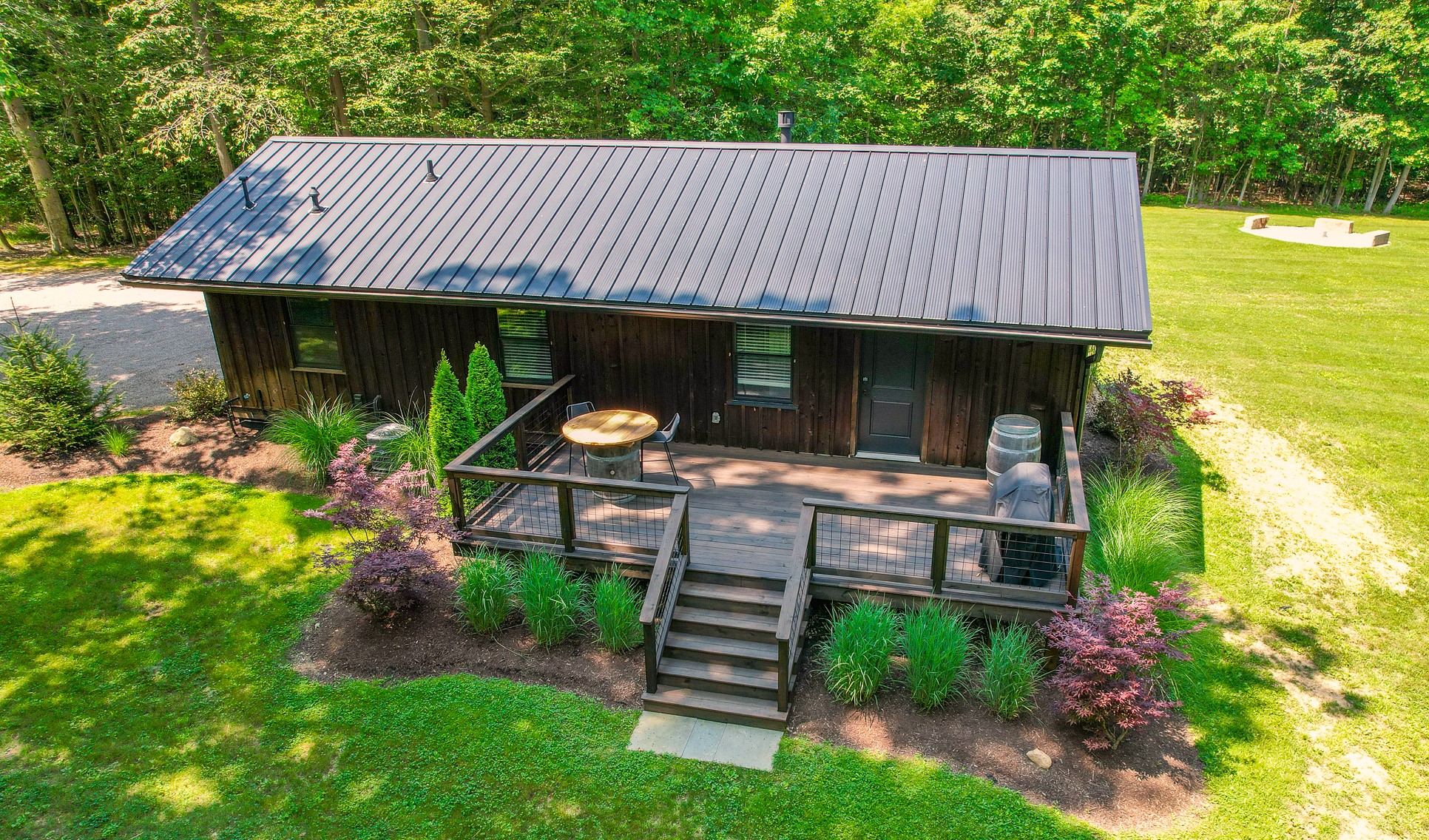 BP Lodge Large Cabin Rental Ohio | Standing Rock Farms